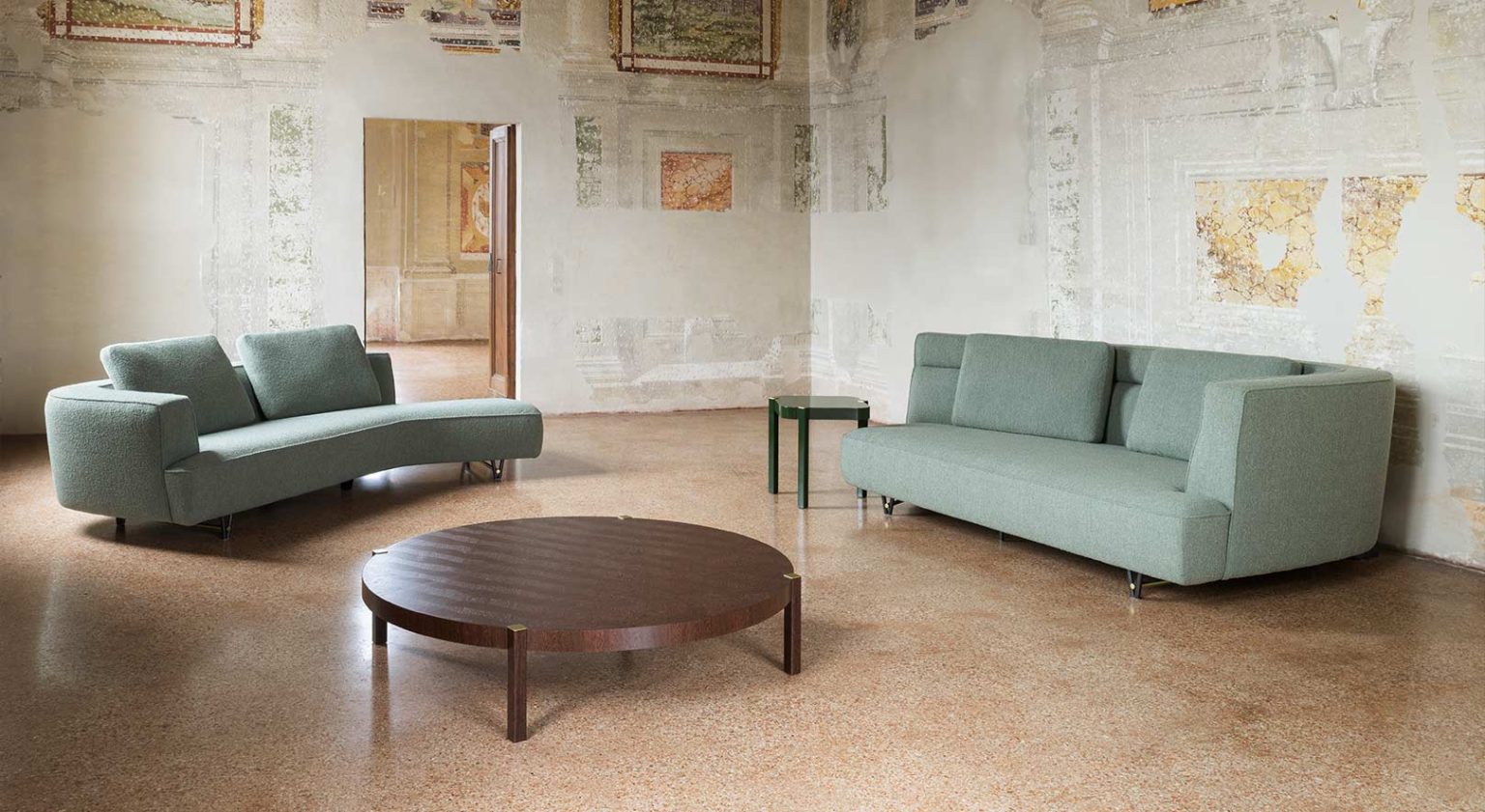 ALAYA modular sofa - Monography