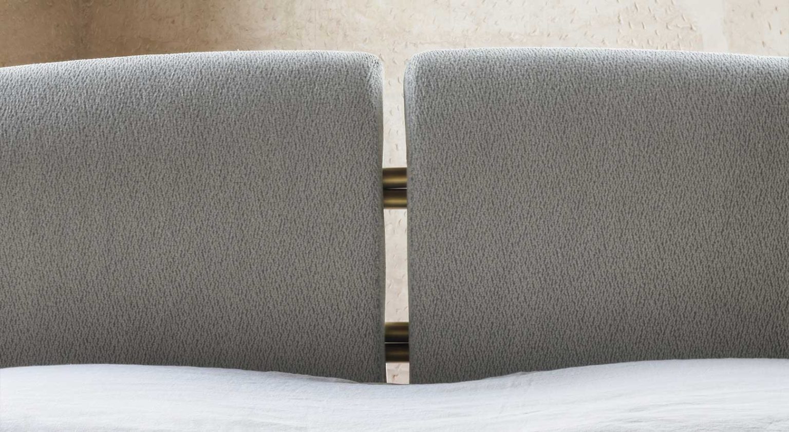 HYDE PARK bed - Monography