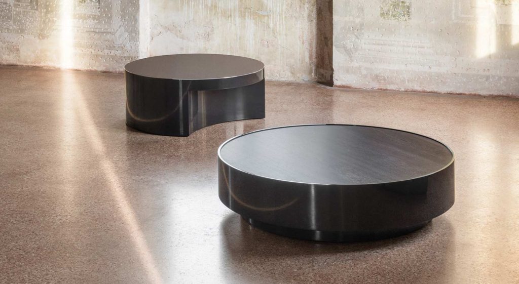 SOL side table - Monography